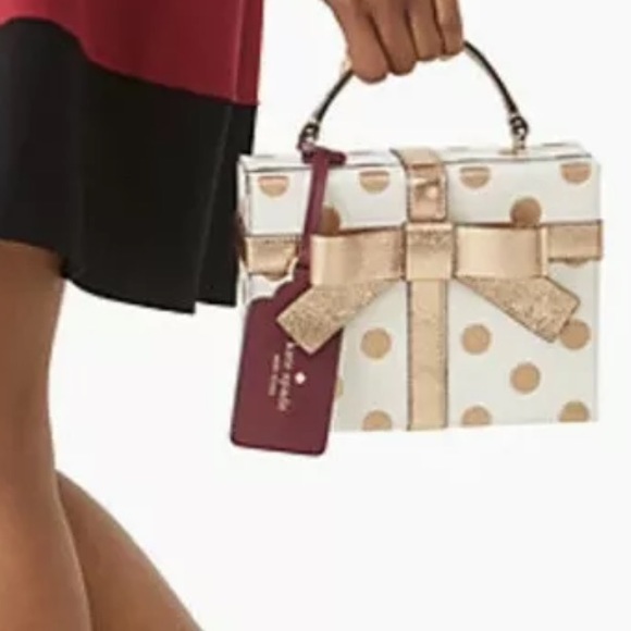 kate spade | Bags | New Kate Spade Other Wrapping Party Dot Gift Box ...